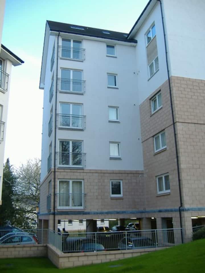 Elmhill Self-catering Apartment (2 Bedroom Home) - Aberdeen