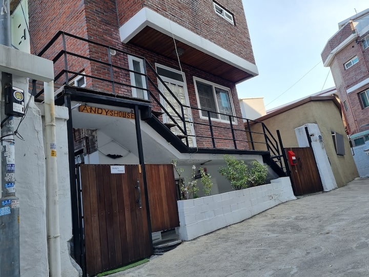 (From Seoul Station 7min)andy's House! Re-open -! - Séoul