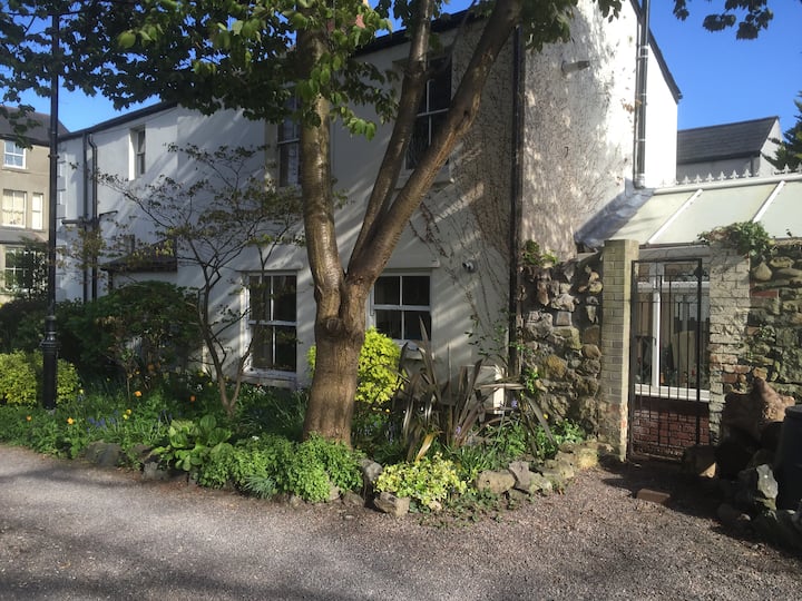 Luxury Home, Central Cardiff, Sauna & Hot-tub. - Cardiff