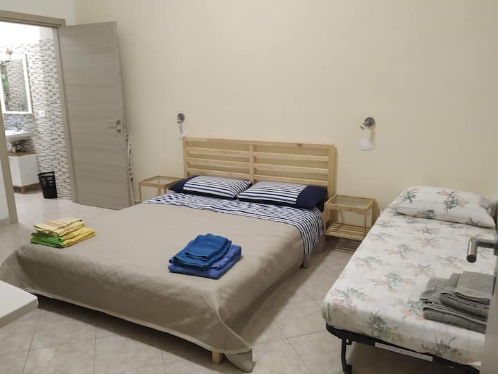 Termoli Città D'a ... Mare - Stanza Gialla - Térmoli