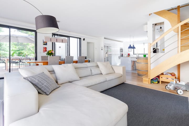 Maison Avec Piscine Au Bord Du Tarn - 6 Couchages - Chateau du Castela