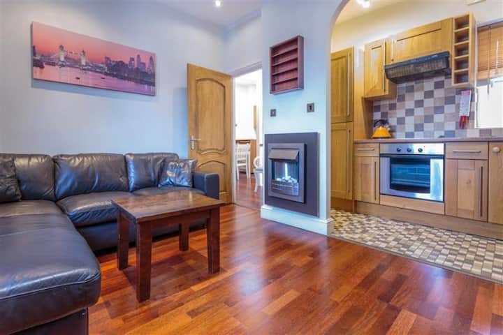 Three Bedroom, Well Equipped Near Central London - Londres