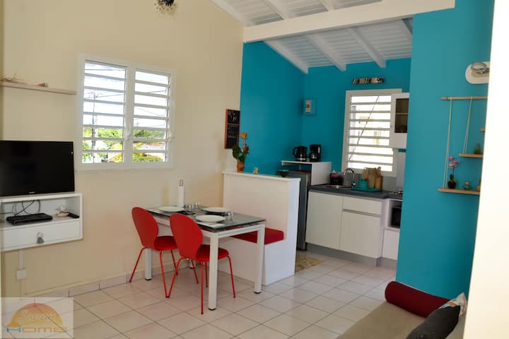 Le Lagon, En Couple, à Deux Pas De La Plage - Guadalupe