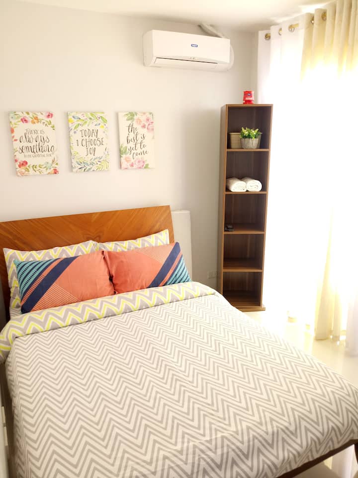 Unit 711 Cityscape Residences Lacson Street - Bacolod