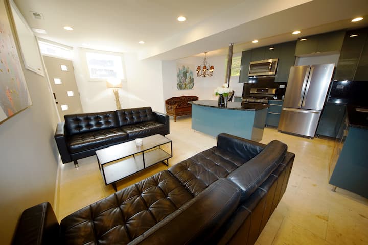 Private Bth Woodlawn/hydepark Uchicago. Green Line - Chicago, IL