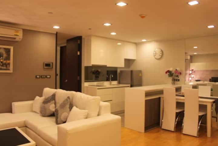 Cozy 1 Br / 2 Minutes From Bts Chongnonsri Station - Bang Rak