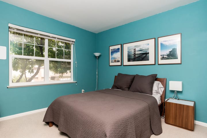 2br 2ba Modern Apt Near Faceb, Stan - Stanford University, Stanford