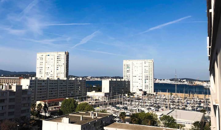 Sea And Marina Walking Distance With A Nice View - 土倫