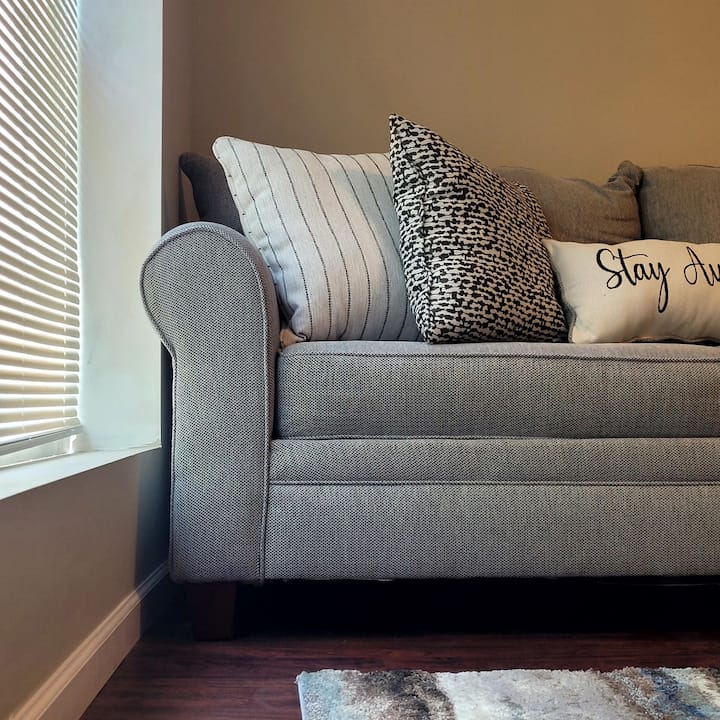 Simple Stay-free Parking - Allentown, PA