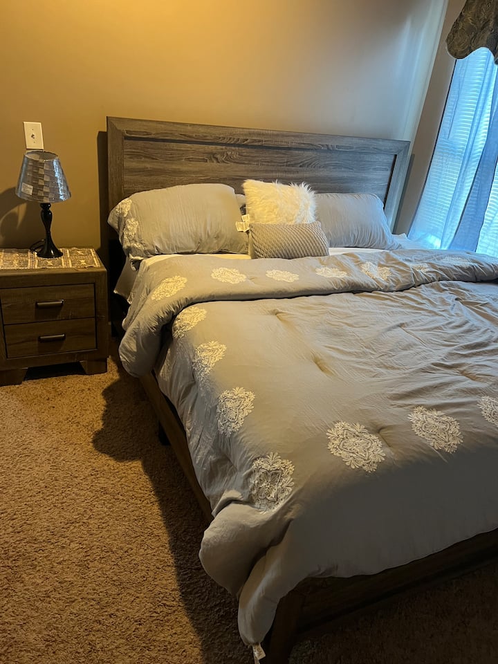 Private One Bedroom Beside Mirror Lake Subdivision - Villa Rica, GA