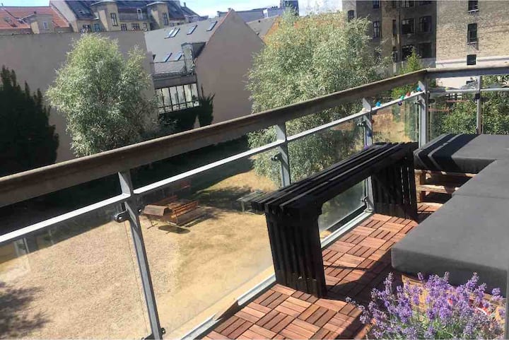 City Flat With Sunny Balcony - Vesterbro - Copenhagen