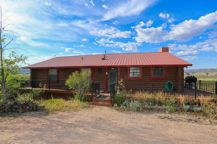 Charming Log Cabin Home In Clarkdale, Arizona - Cottonwood, AZ