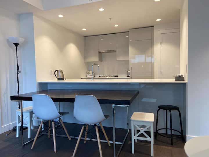 Luxury 2 Bd 2baapartment @Olympic Oval(88) - Delta