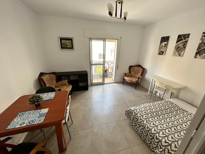 Casa En Lagunillas 4 Habitaciones +A/c 1km Playa - Málaga