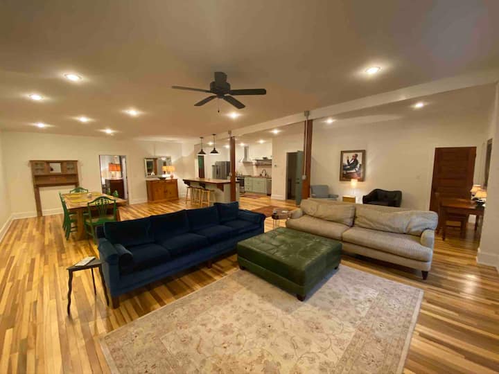 Heart Of Downtown Loft! #4 - Hickory, NC