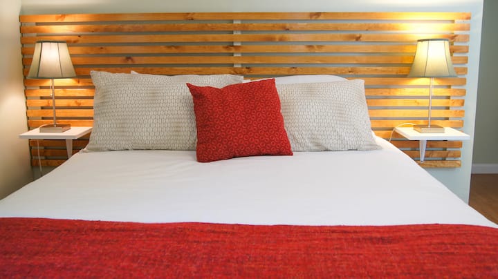 The Midvale Guest House - Chattanooga, TN