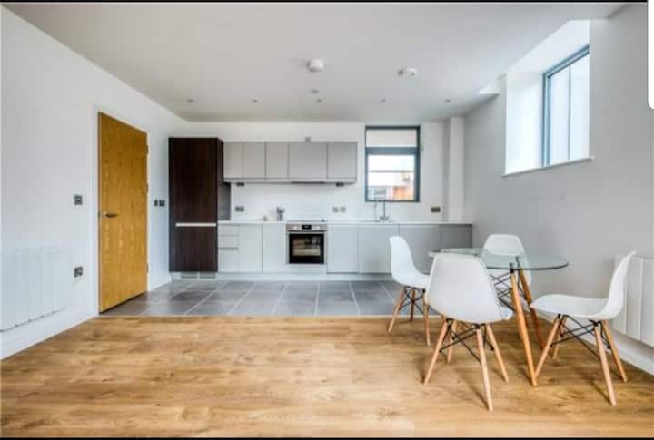 Penthouse  City Centre With Private Double Balcony - Coventry