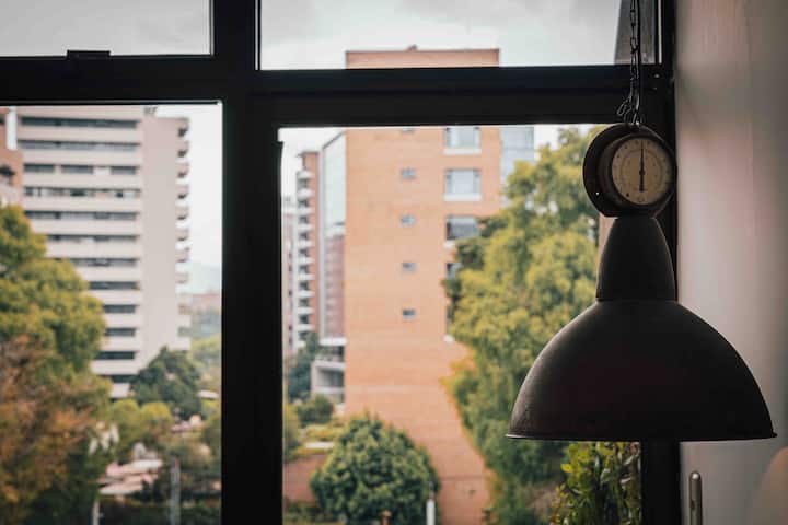 Amplio, Cómodo Y Con La Mejor Ubicación Zona 10 - Ciudad de Guatemala