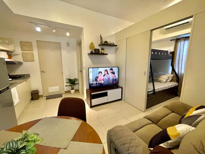 Breathing Space At South Residences Las Piñas 2br - Las Piñas