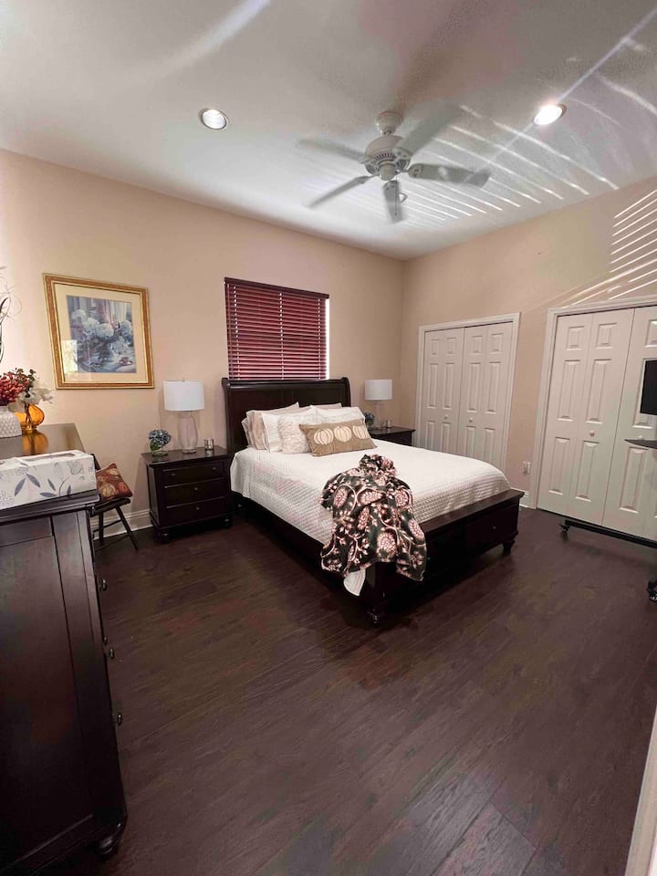 Sweet Plant City Suite - Plant City, FL