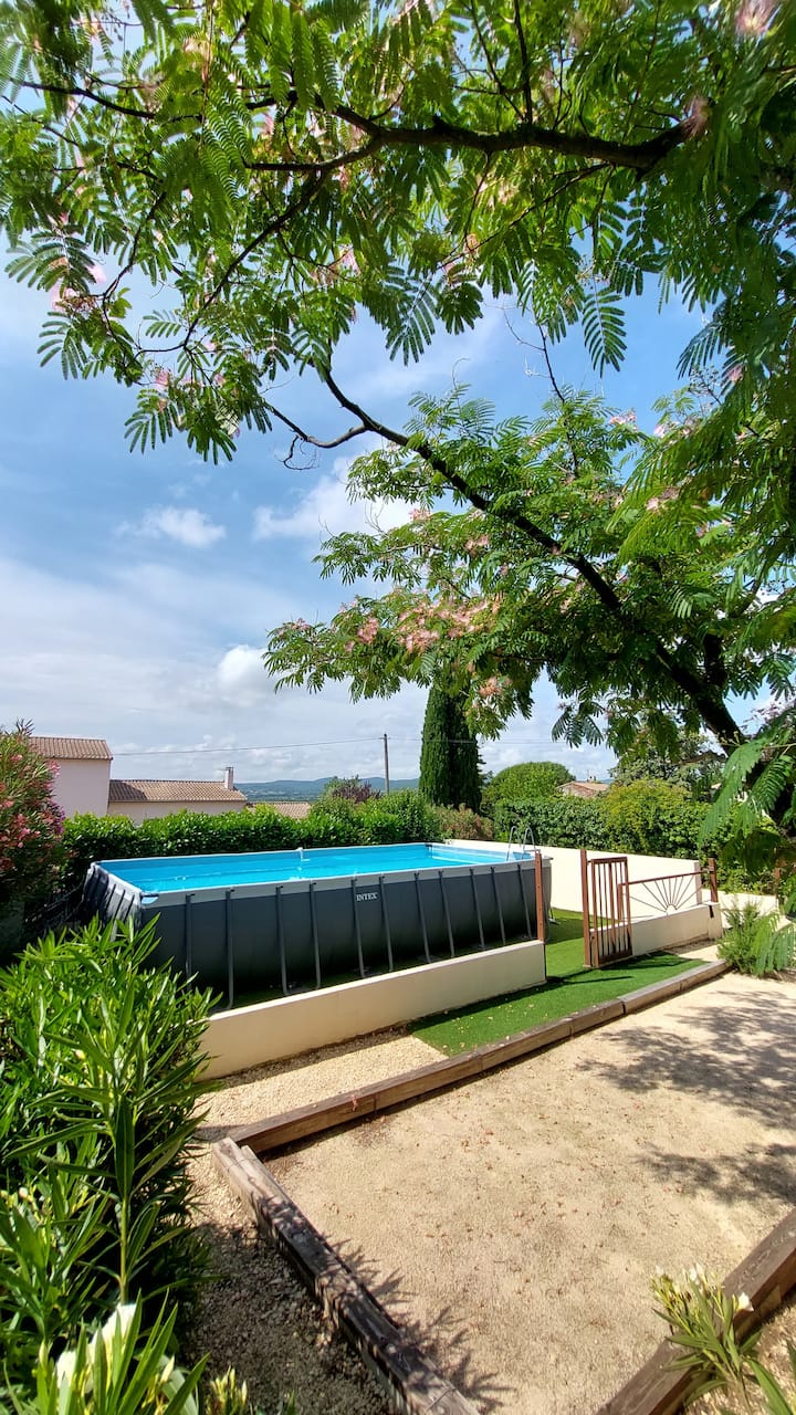 Gîte Avec Piscine Privée/a L'ombre De L'albizia - Pont-Saint-Esprit