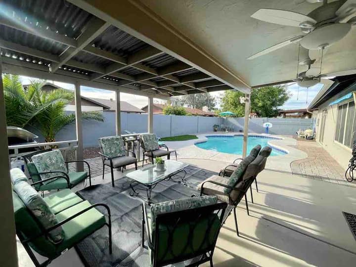 Fresh & Clean |Family Fun & Games|free Heated Pool - グレンデール, AZ