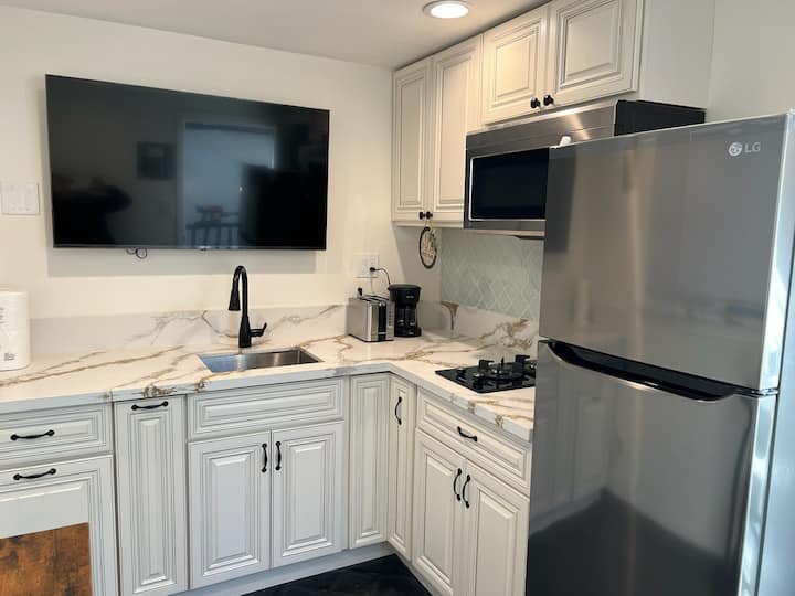 All In One Studio With Private Entrance Dtla/usc - Downtown - Los Angeles