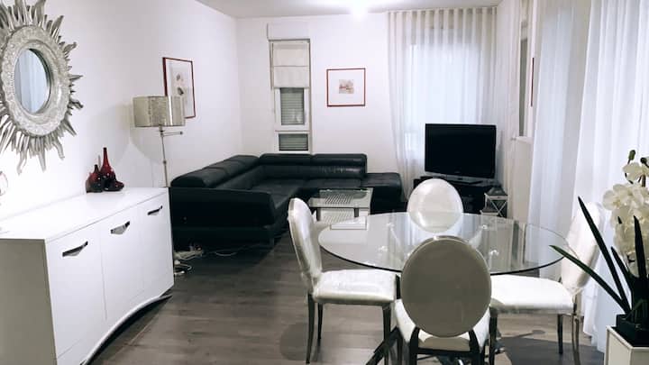 8 Mn De La Gare , Apparemment Neuf Et Spacieux - Strassburg