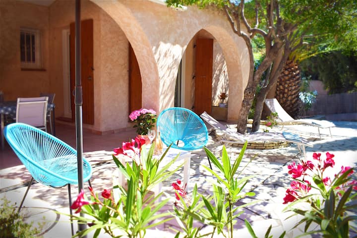 Grand Studio Avec Jardin Et Terrasse Expo Sud Est - Roquebrune-sur-Argens