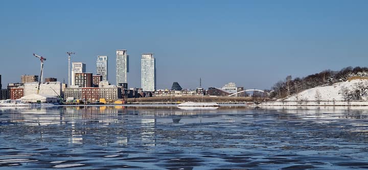Sea View, City View, Metro, Shopping Mall - Helsinki