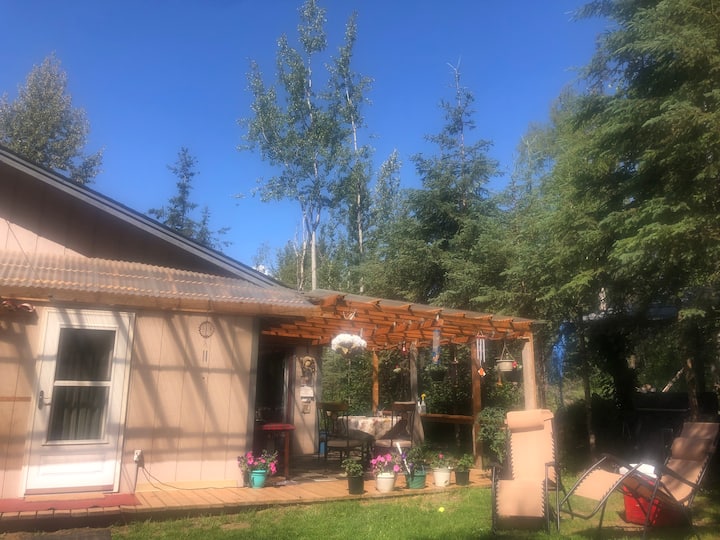 “Efficiency Studio Apt” Pvt. Entry & Pvt. Bathroom - Lake Lucille, Wasilla