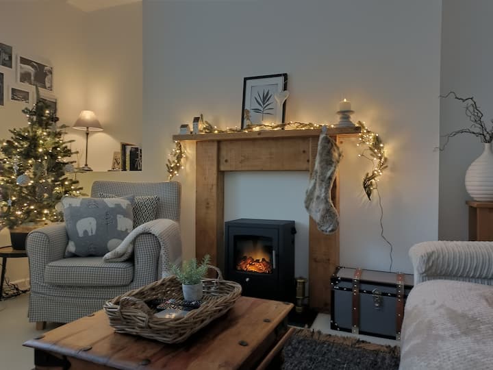 Parc Cottage A Quaint Retreat With Mountain Views - 南威爾斯