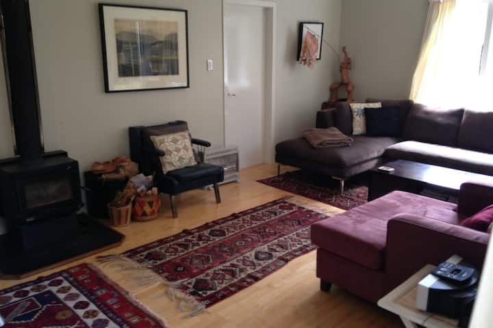 Cosy Cottage W Modern Facilities On 10 Acres Farm - New Zealand
