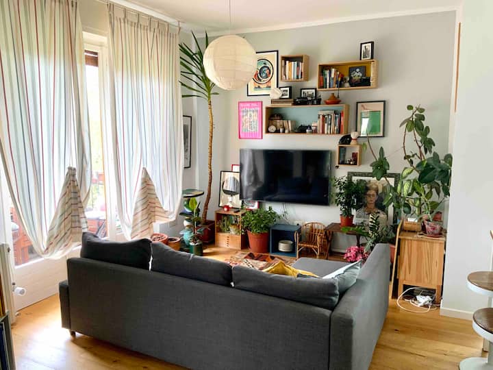 Vicino A Metro 1 E 4, Accogliente E Luminoso - Milán