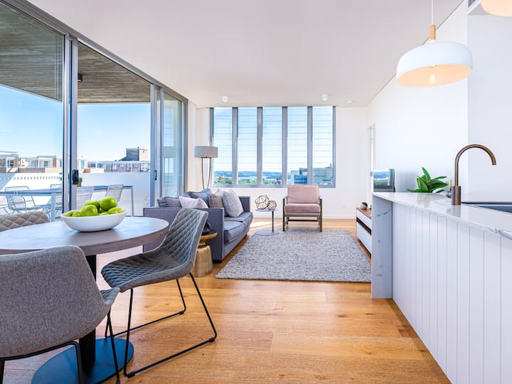 Bondi Amari Seven Zero One - Randwick