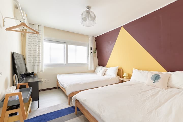 #10 홍대역 도보5분/2rm/hot Spot/2달이상 20%할인 - Seoul