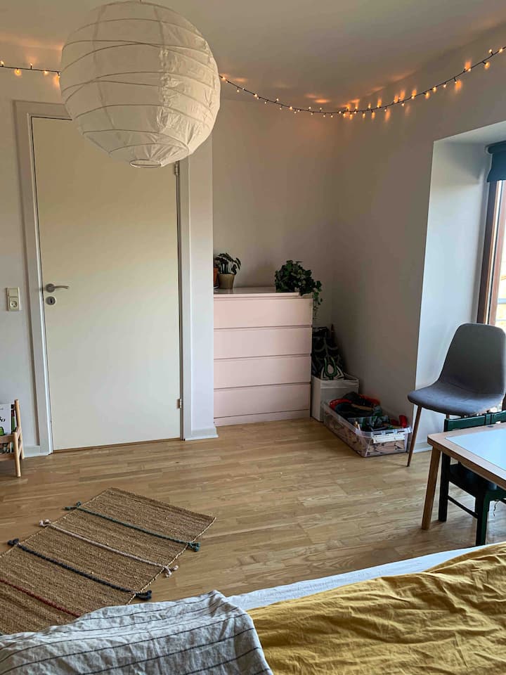 Cozy Room In Modern Apartment - Aarhus