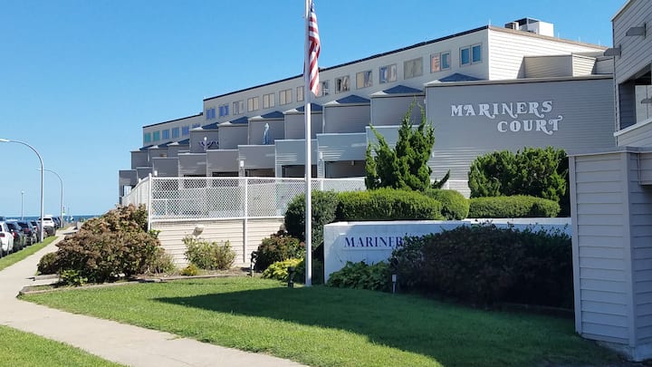 Rehoboth Beach Ocean Block Condo W/ Ocean Views! - Dewey Beach, DE