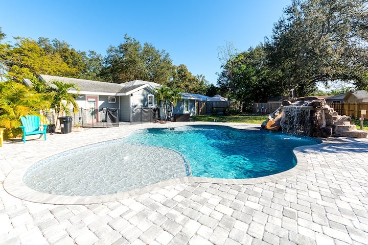 Water Slide & Pool ** Sugarcane Hideaway** - Longboat Key