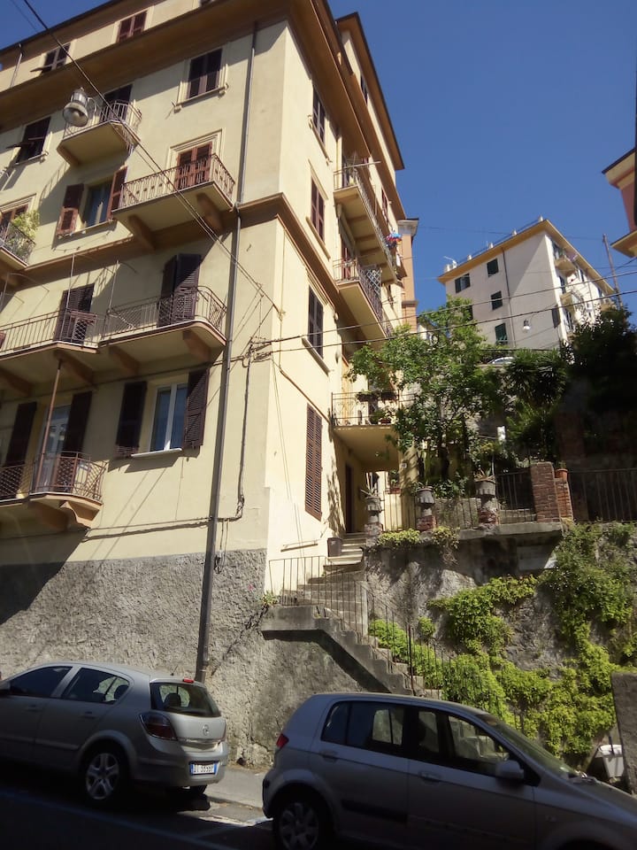 The Little Terrace Flat - La Spezia