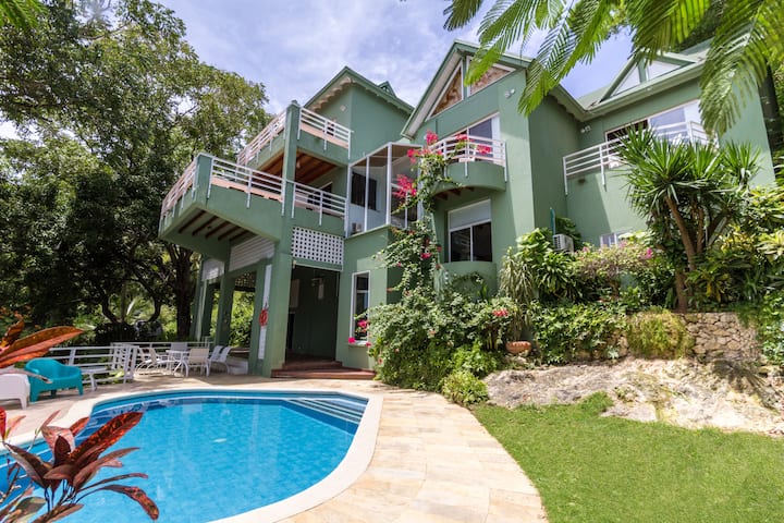 Casa Boutique Los Cedros De San Andres - San Andrés