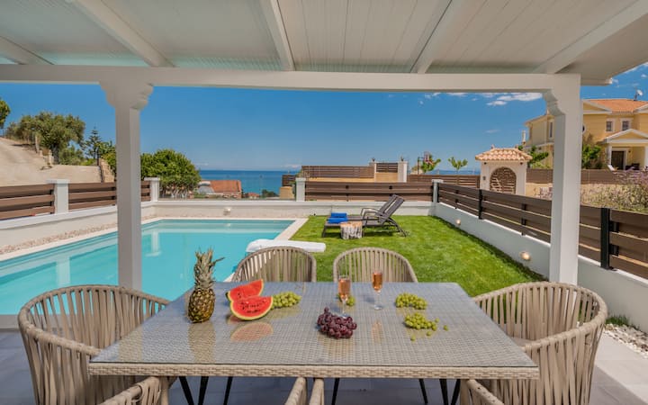 Paralia Argasi Holiday Rentals & Homes - Argasi, Greece | Airbnb