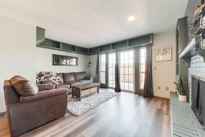 Beautiful 2 Bedrooms By Penn Square Mall Nw Okc - Frontier City, Oklahoma City