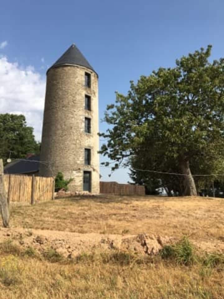 Gite Insolite Tour De Moulin Guipry - Pipriac