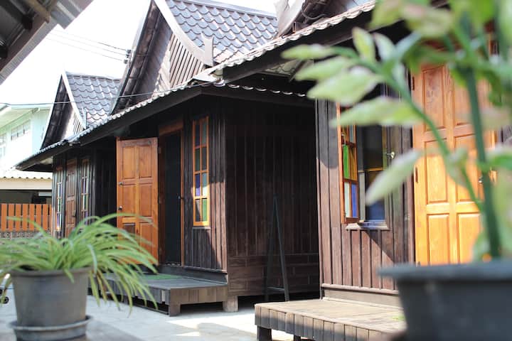 Ktt Homestay By Kae-tik-ta Hut # 02 - Thani