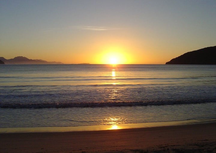 Apto Ubatuba - Itaguá: Wi-fi, Vista Mar, Netflix - Ubatuba