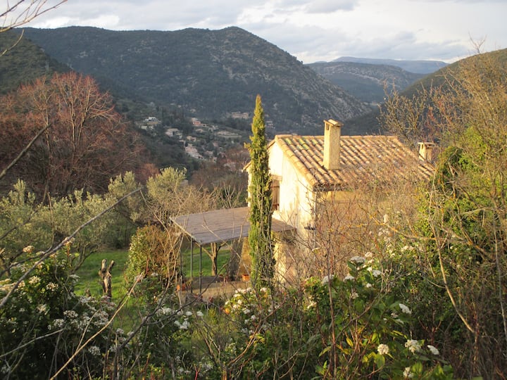 Petit Cabanon Provençal Indépendant - Nyons