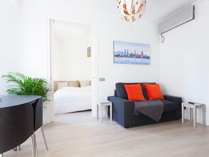 Modern Flat In Poblesec - Barcelona