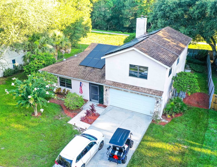 Bright Dunedin/clearwater Spacious Getaway - Dunedin, FL
