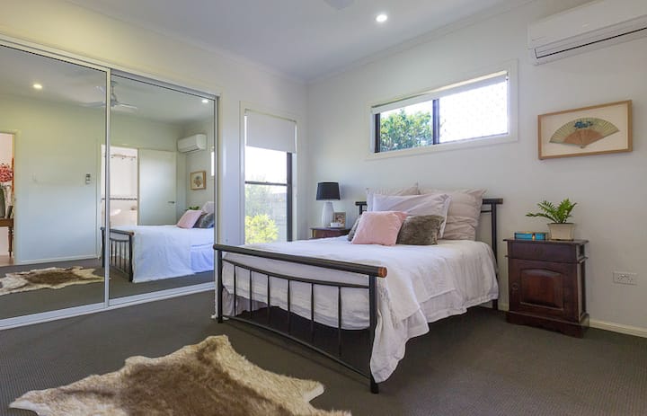 Room With Private En-suite 10 Min To City Heart - Mackay